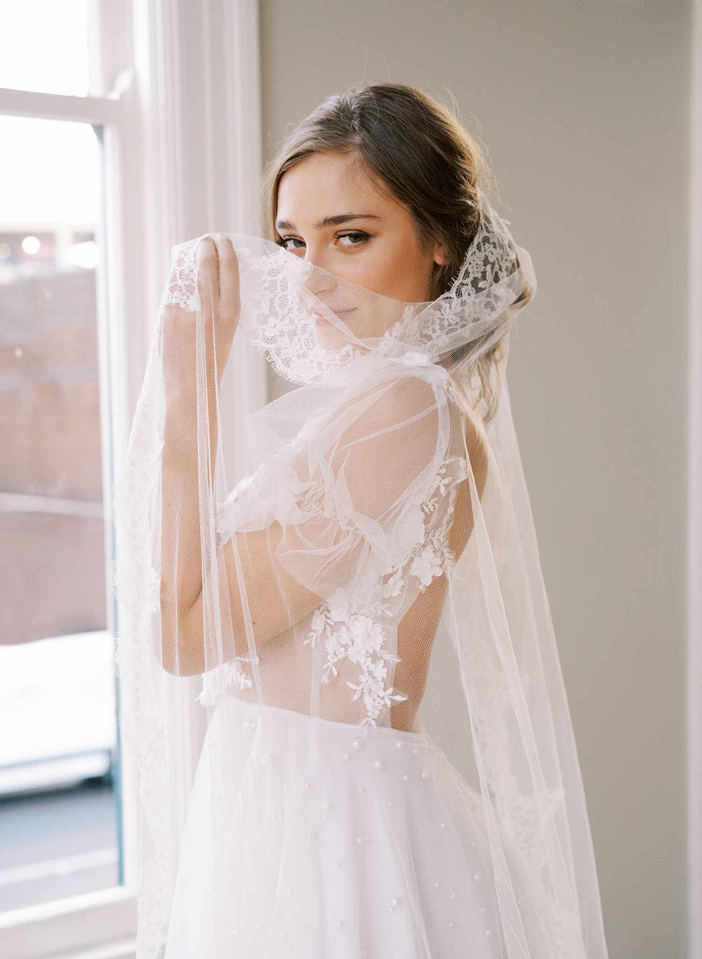 Silk wedding veil with lace edges - French lace trimmed silk tulle ...
