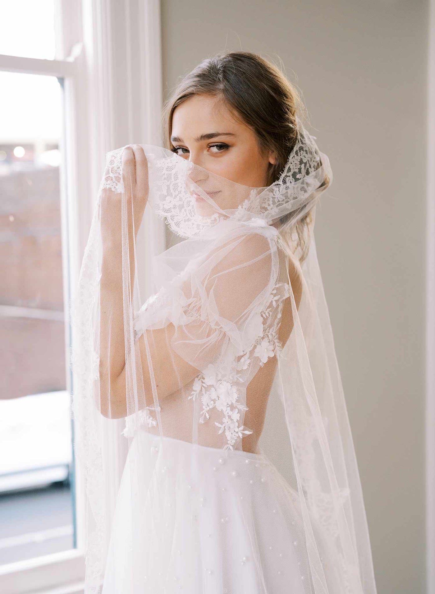 Silk wedding veil with lace edges - French lace trimmed silk tulle ...