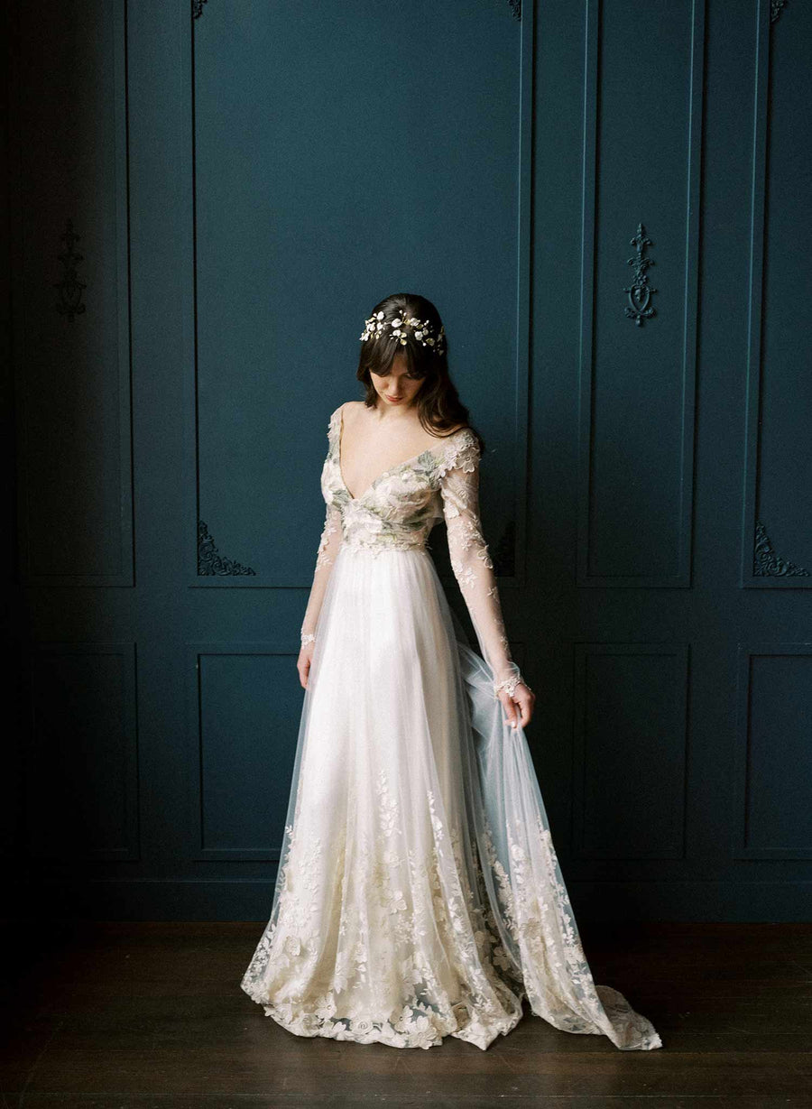Wispy peony bridal hair vine - Style #2562