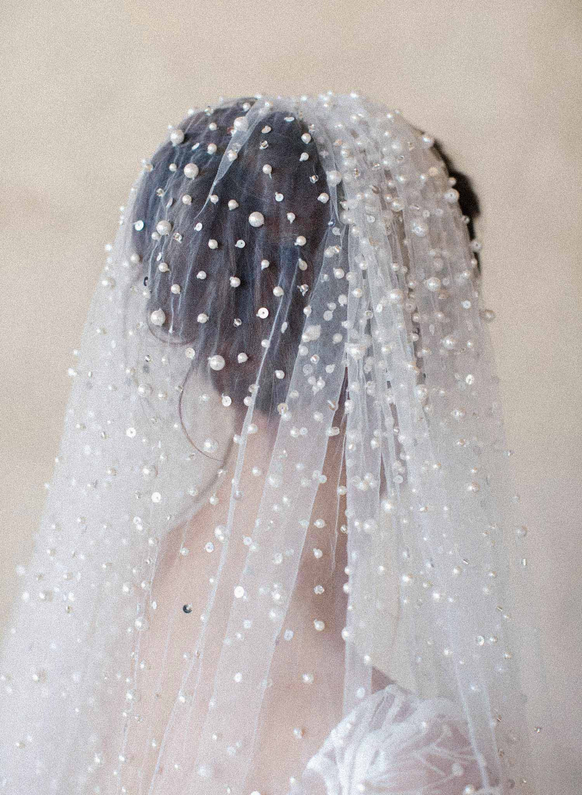 Pearl bridal veil, wedding veil - Pearl showers bridal train veil ...