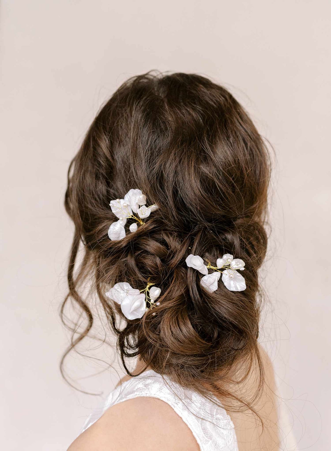 Bridal hair pins, flower pins - Pearlescent sweet pea pin set of 3 ...