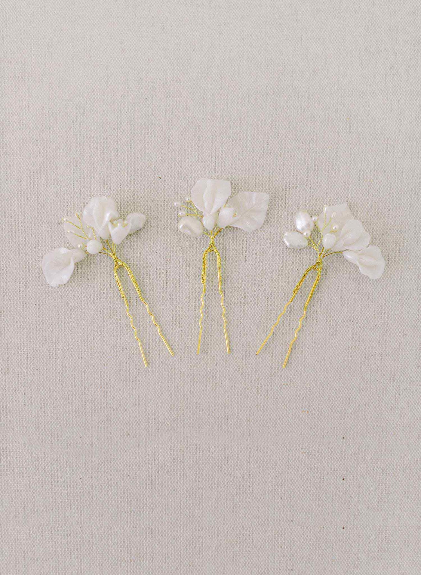 Bridal hair pins, flower pins - Pearlescent sweet pea pin set of 3 ...