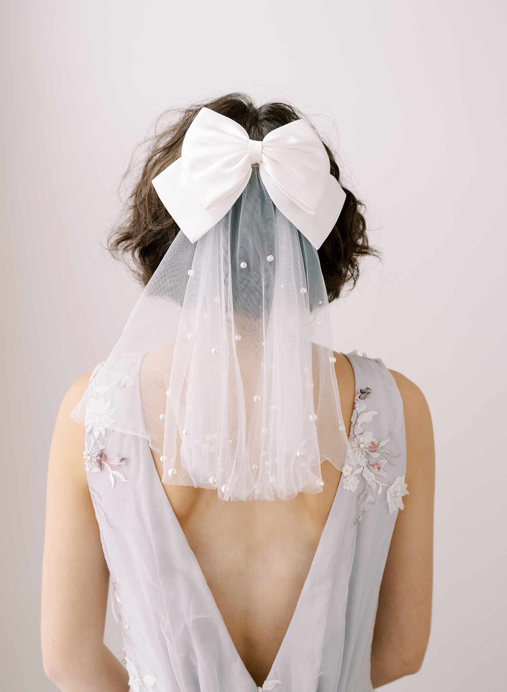 Bows, handmade and finished silk bows, tulle bridal bows and wedding ...