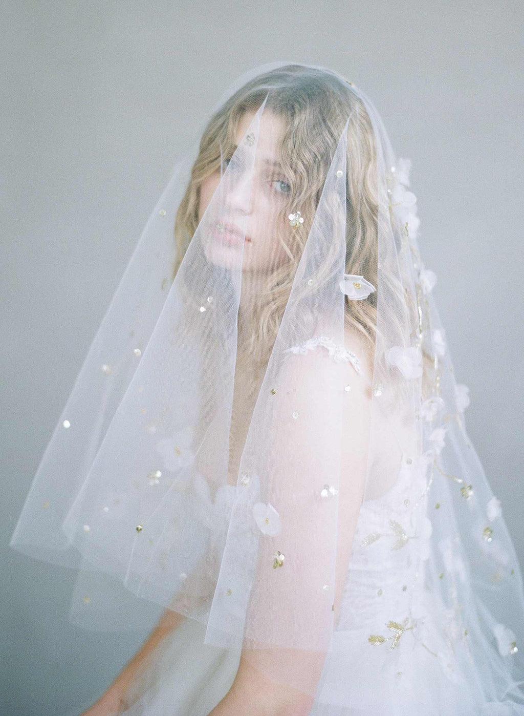 Veils - Bridal veils, birdcage veils, Tulle veils, Modern veils ...